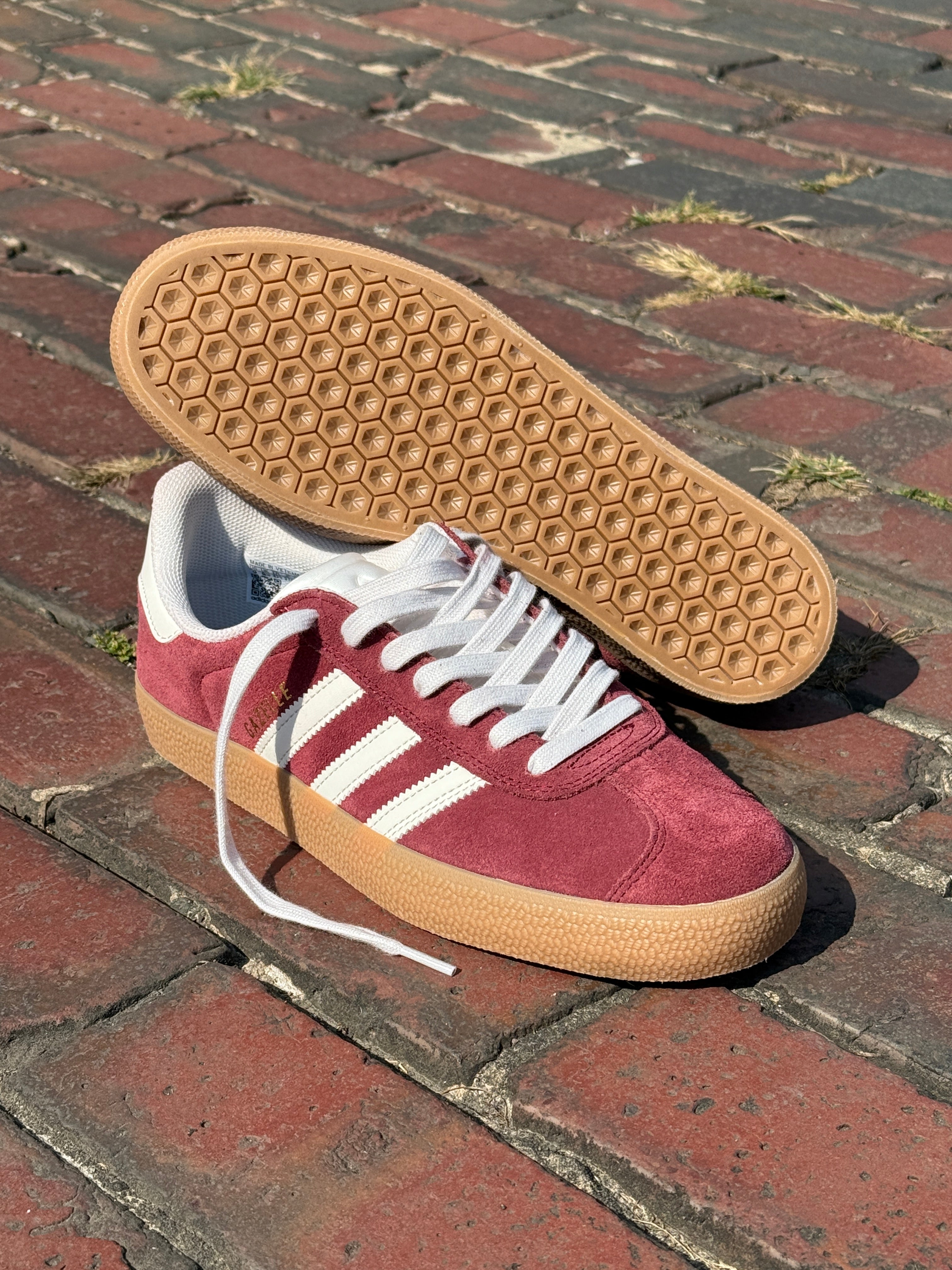 Gazelle ADV (Brick/Gum) – Home Skateshop